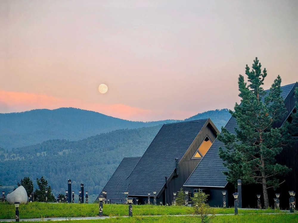 SEVEN NUGA RESORT ХАМТРАН АЖИЛЛАХ САНАЛ